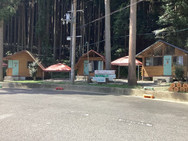 中野さんちのキャンプ場・RVパークほたるの郷 - バンガロー 「SENA」・「HANA」※ペット不可 和歌山県 伊都郡 | Rakuten Oyado